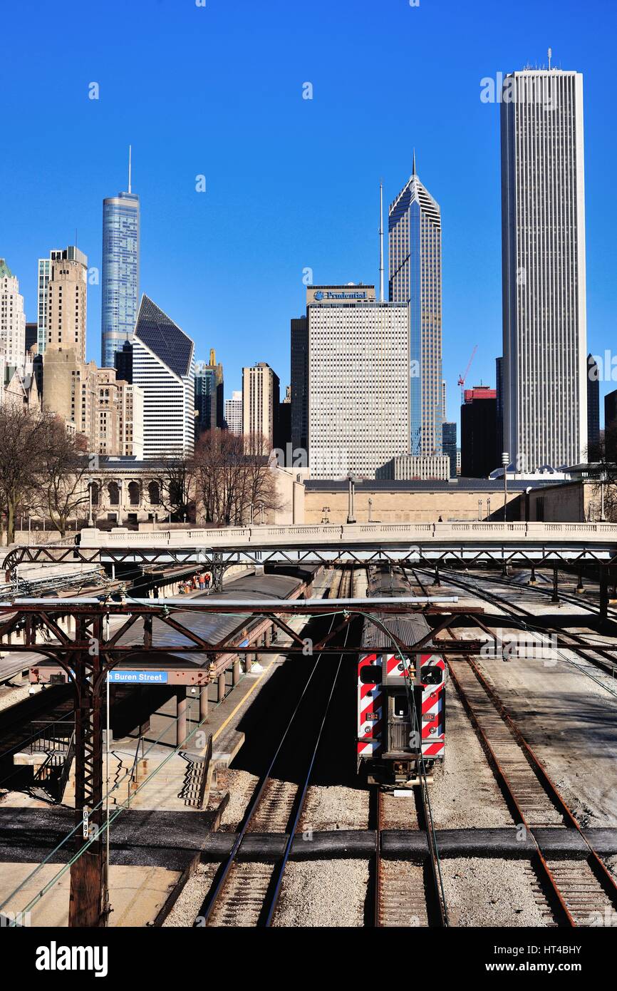 A Metra commuter train sitting on electrified tracks at Chicago's ...