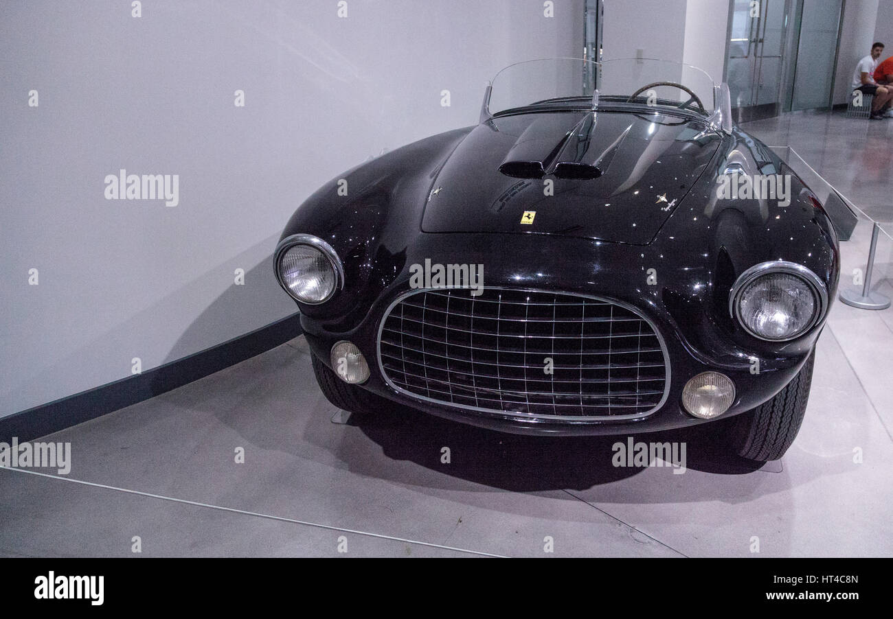 Los Angeles, CA, USA — March 4, 2017: Black 1952 Ferrari Inter Spyder ...