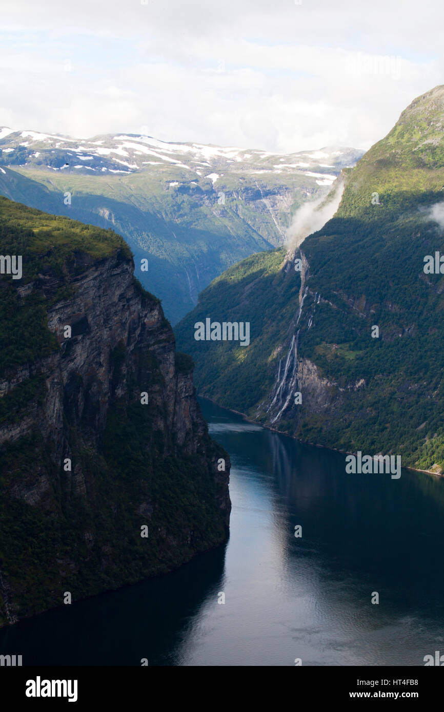 The spectacular areas of fjords in Norway offers activities such as ...