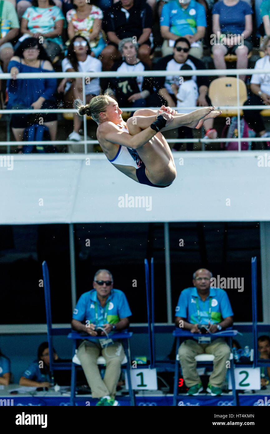 Rio de Janeiro, Brazil. 18 August 2016 Sarah Barrow (GBR) competes in ...