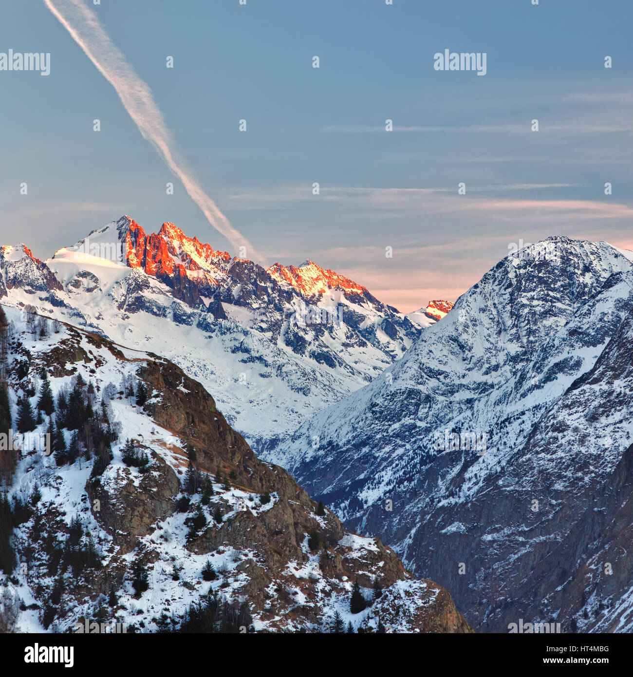 Le deux alps hi-res stock photography and images - Alamy