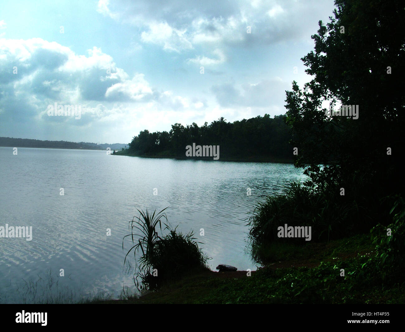 Kuttanad backwaters hi-res stock photography and images - Alamy
