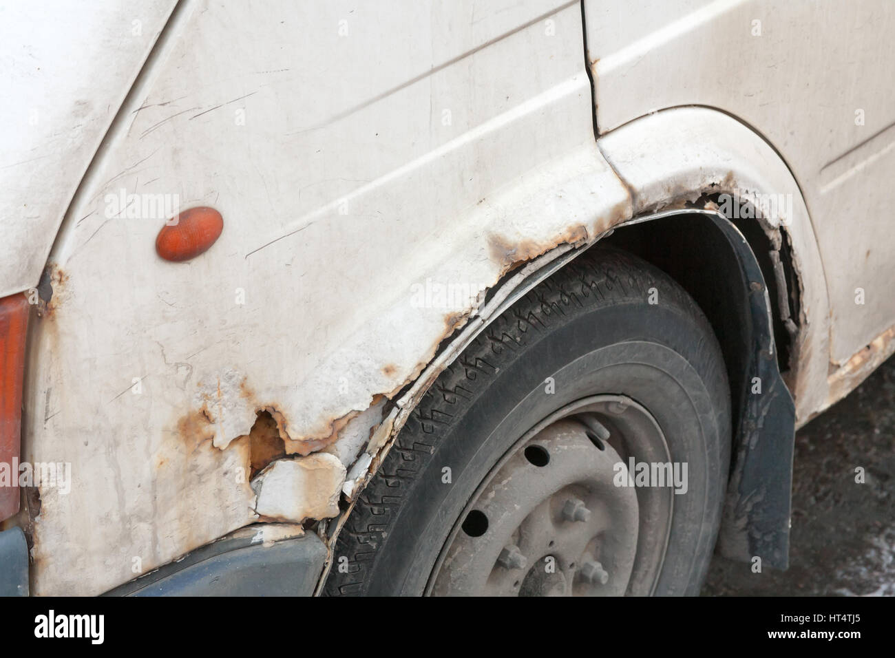 Car panel damage hi-res stock photography and images - Alamy