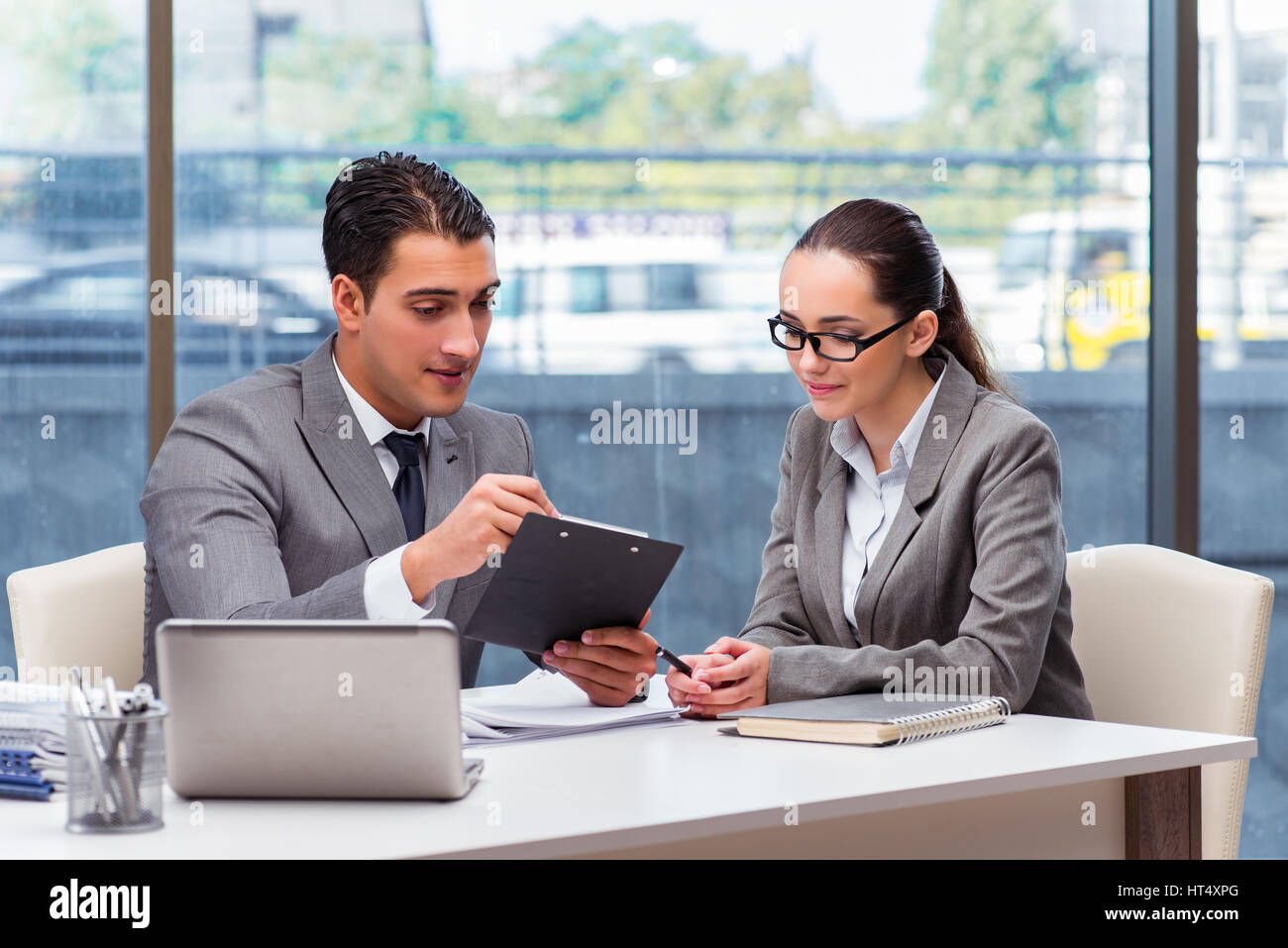 Businesspeople having discussion in the office Stock Photo - Alamy