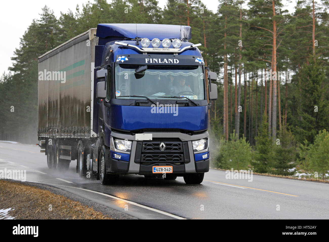 Renault 4 trailer hi-res stock photography and images - Alamy