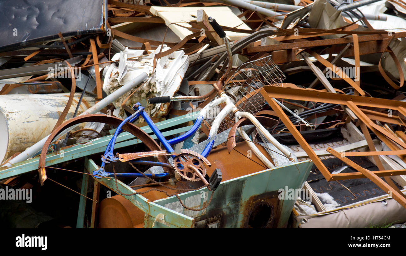 Unwanted bike hi-res stock photography and images - Alamy