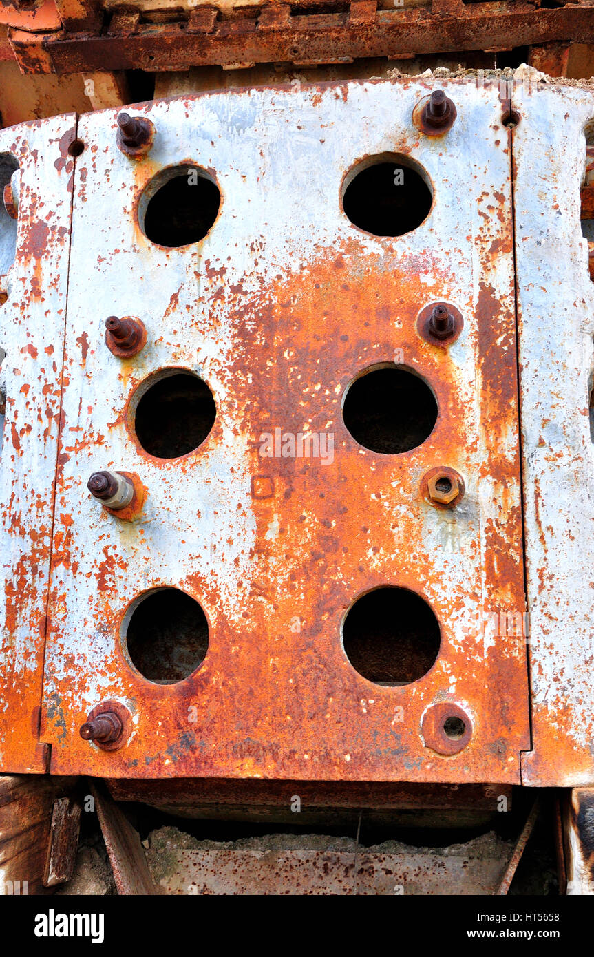 Rusty iron twist on hi-res stock photography and images - Alamy