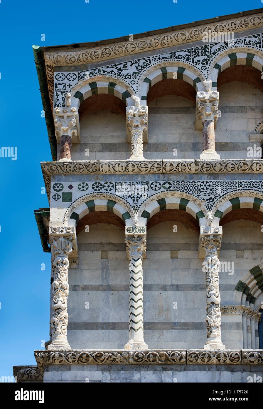 13th century Romaesque arcade pillars, sculptures and inlaid depictions ...