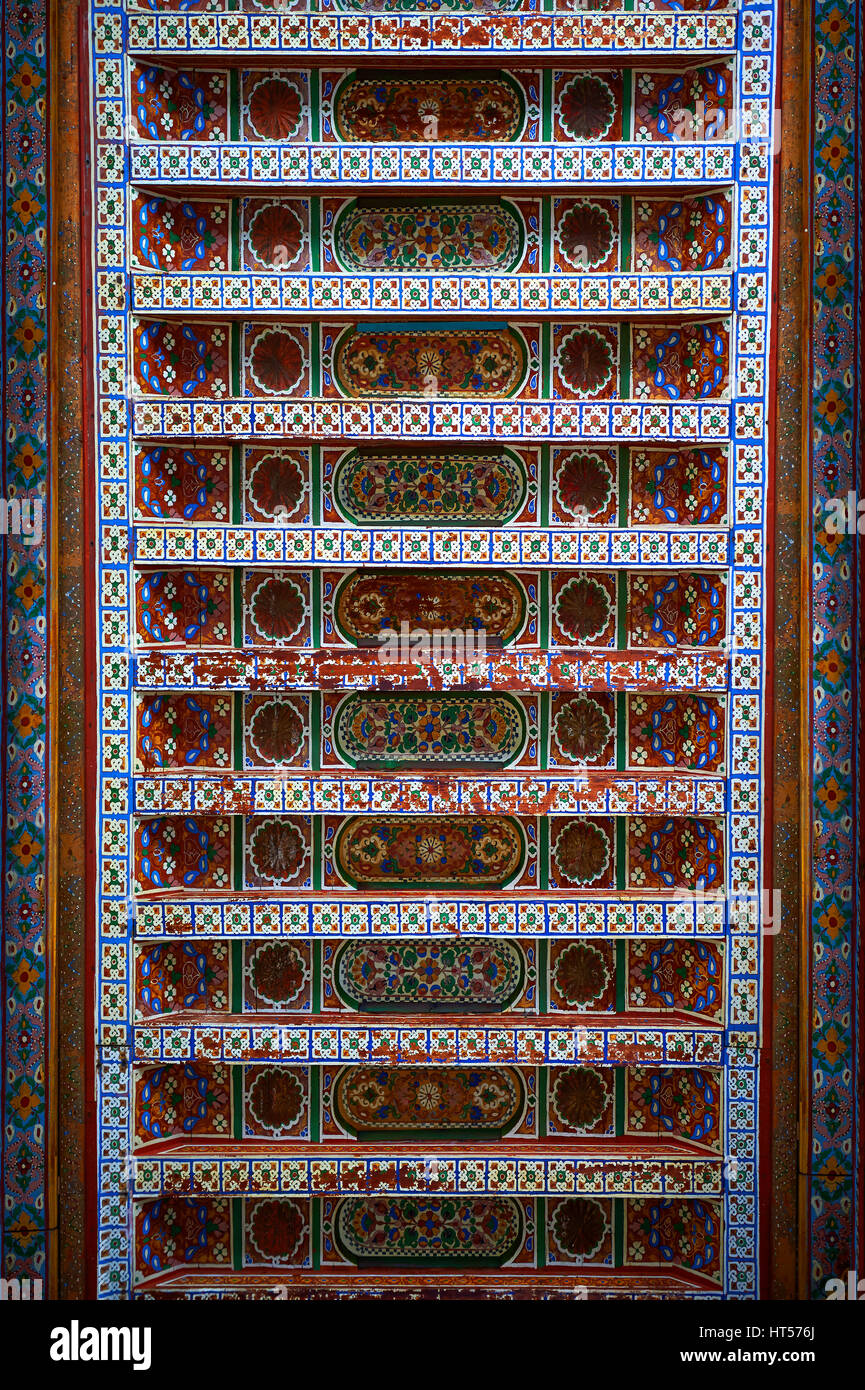 Plaster plasterwork ceiling hi-res stock photography and images - Alamy