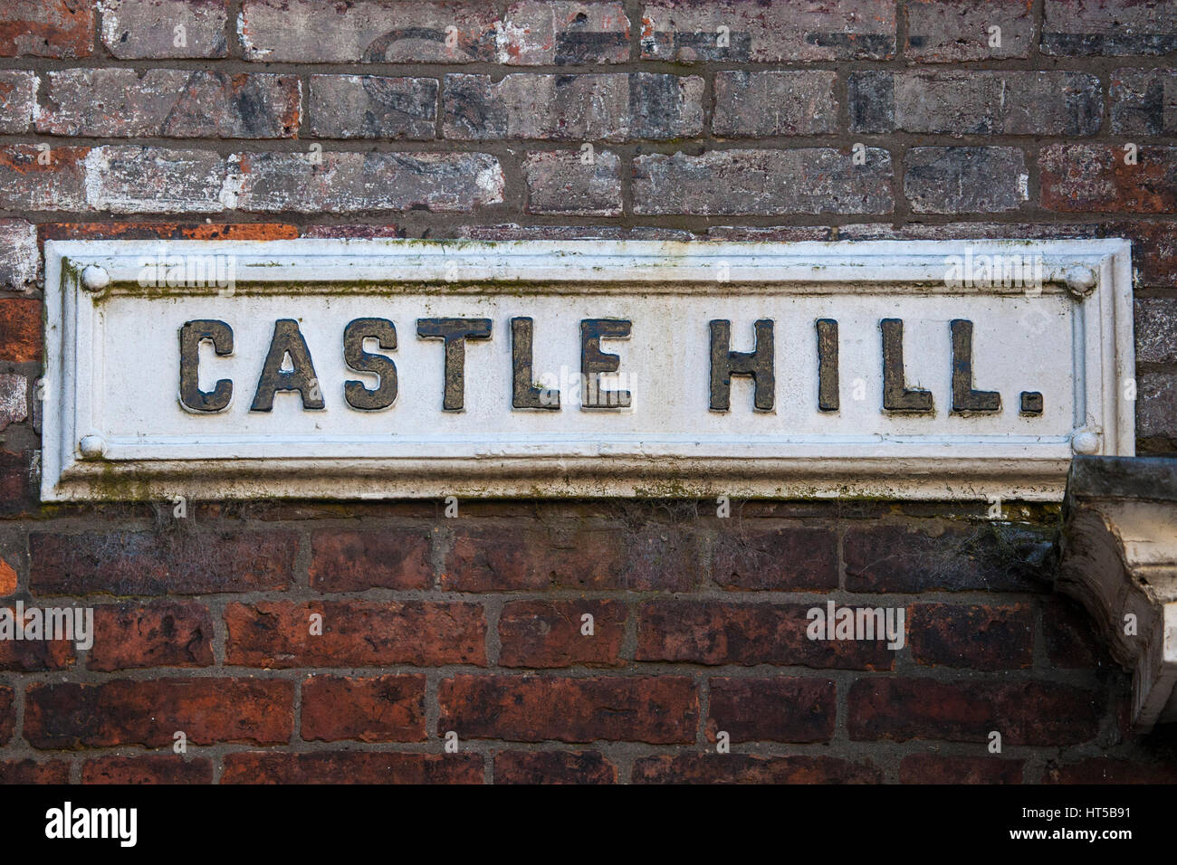 A street sign for Castle Hill in the historic city of Lincoln, in the ...