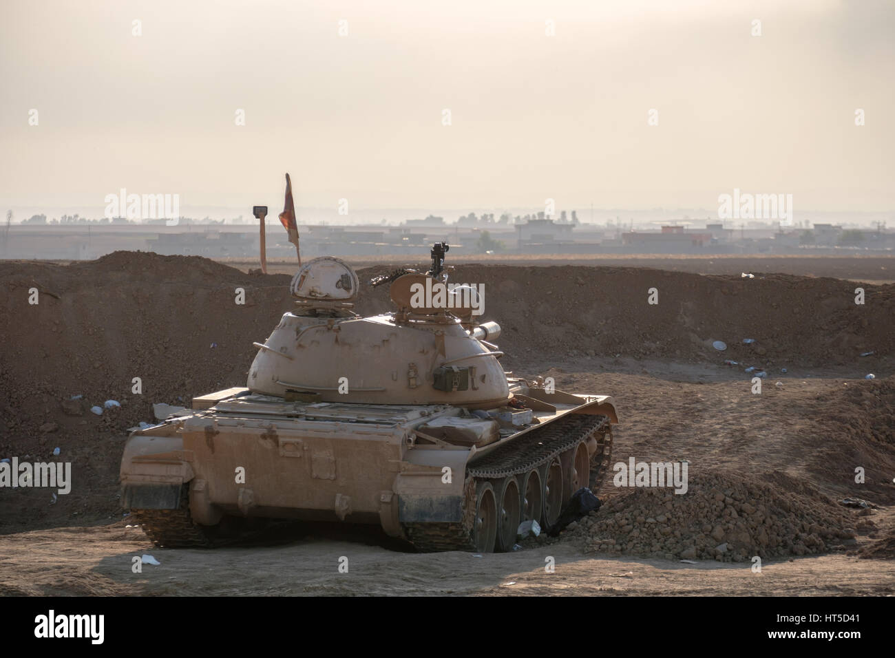 Isis flag tank hi-res stock photography and images - Alamy