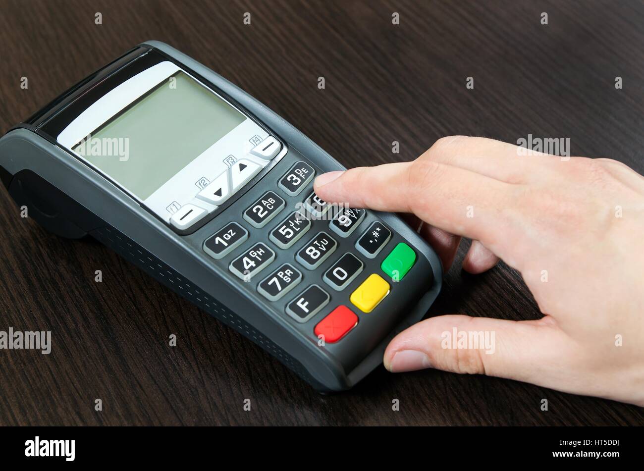 Payment at cashier hi-res stock photography and images - Alamy