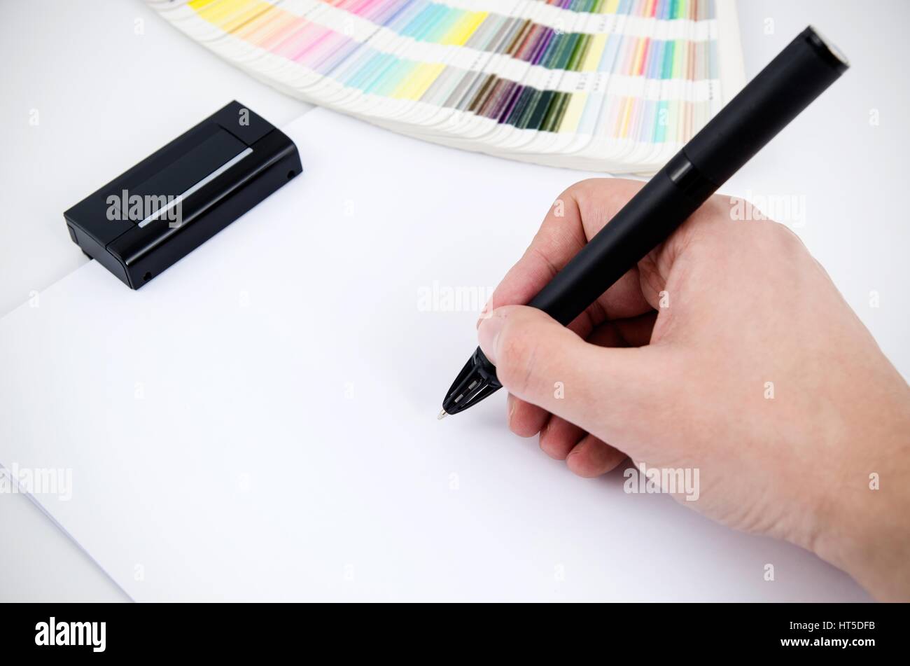Graphic designer working with modern digitized pen Stock Photo - Alamy