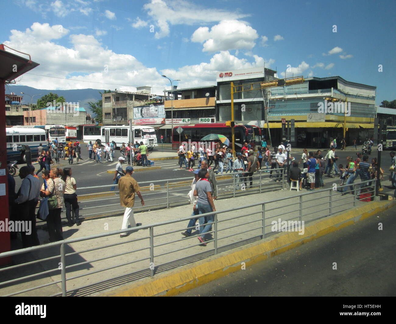 People in the streets of Maracay, Venezuela Stock Photo - Alamy