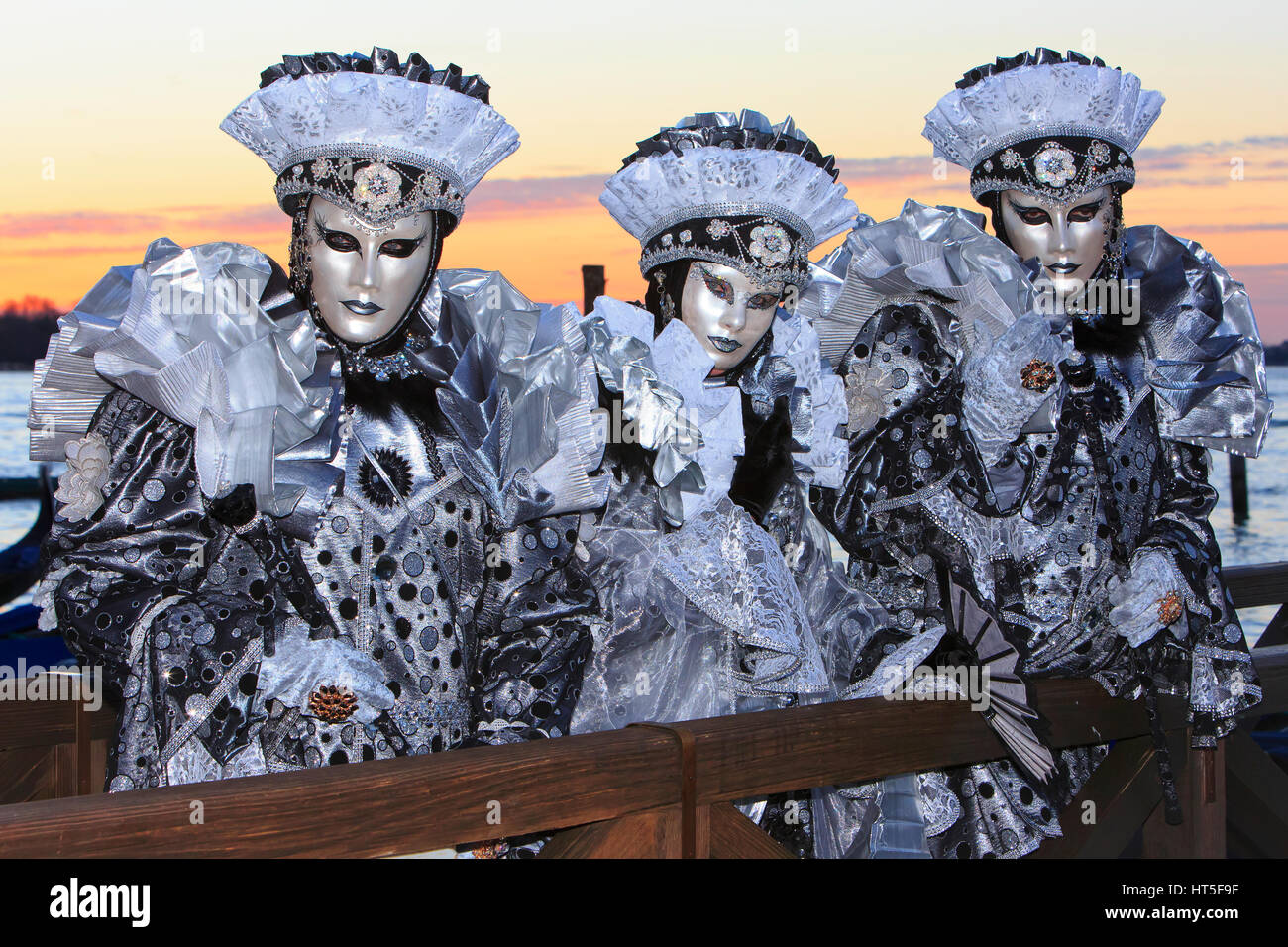 Traditional venetian costumes hi-res stock photography and images - Alamy
