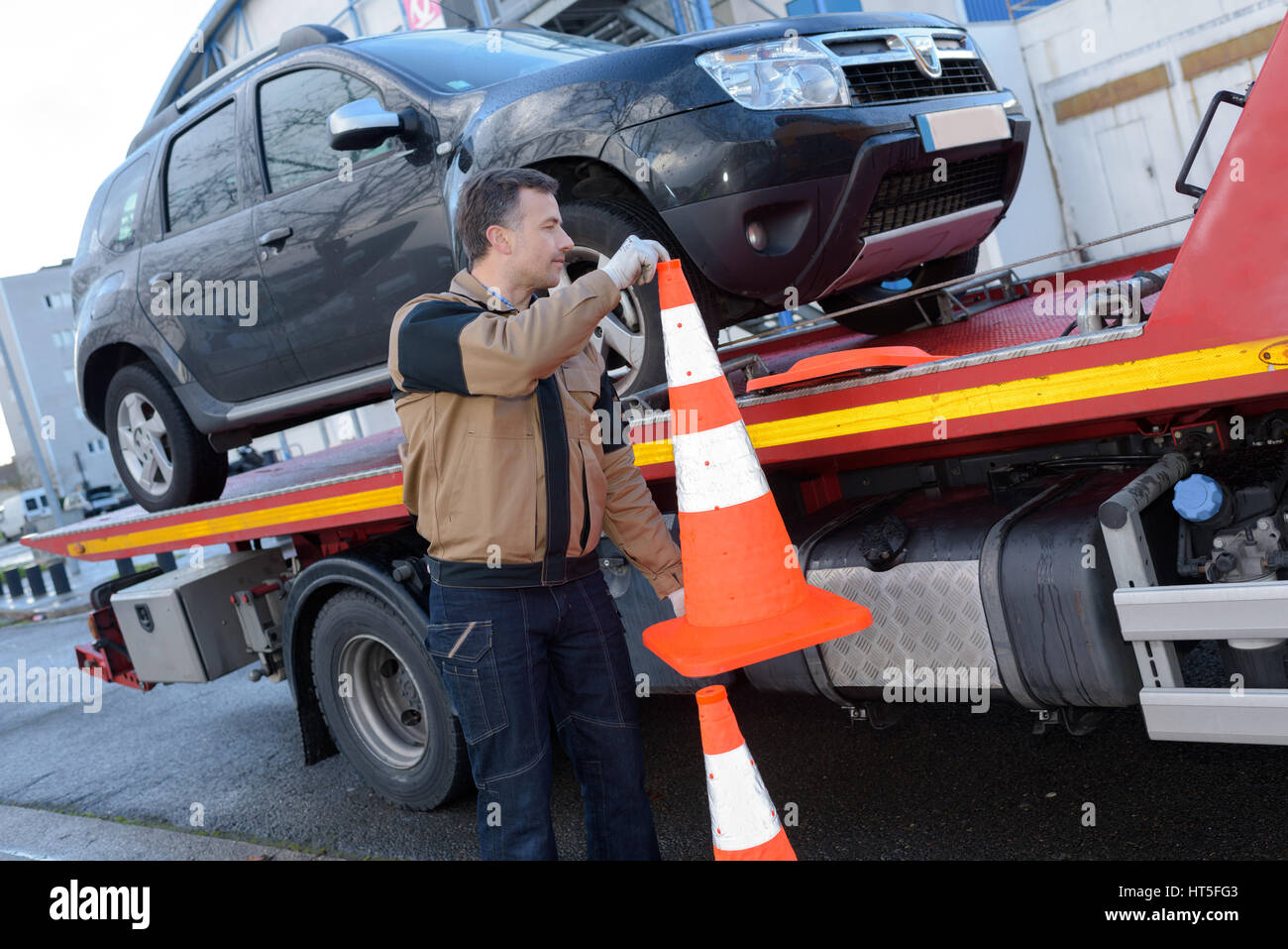 hauling a car Stock Photo - Alamy
