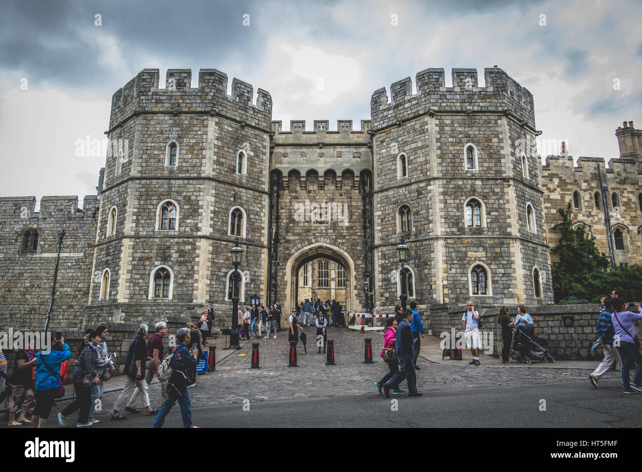 Tourists at Windsor Castle, England Stock Photo - Alamy