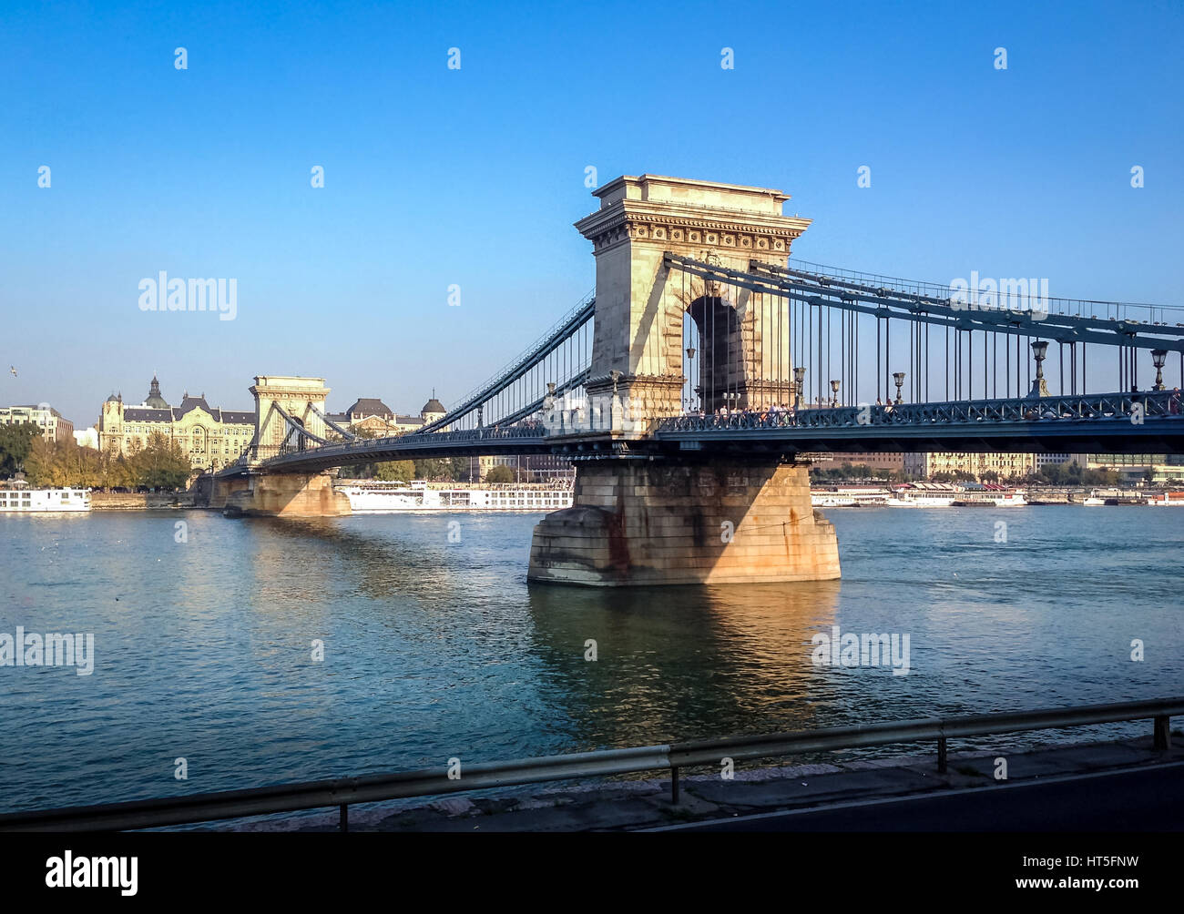 Chain Bridges High Resolution Stock Photography and Images - Alamy