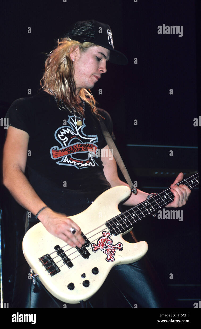 Duff Mckagan Guns N Roses