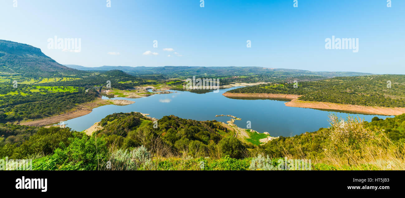 Temo lake in Sardinia on a clear day Stock Photo - Alamy