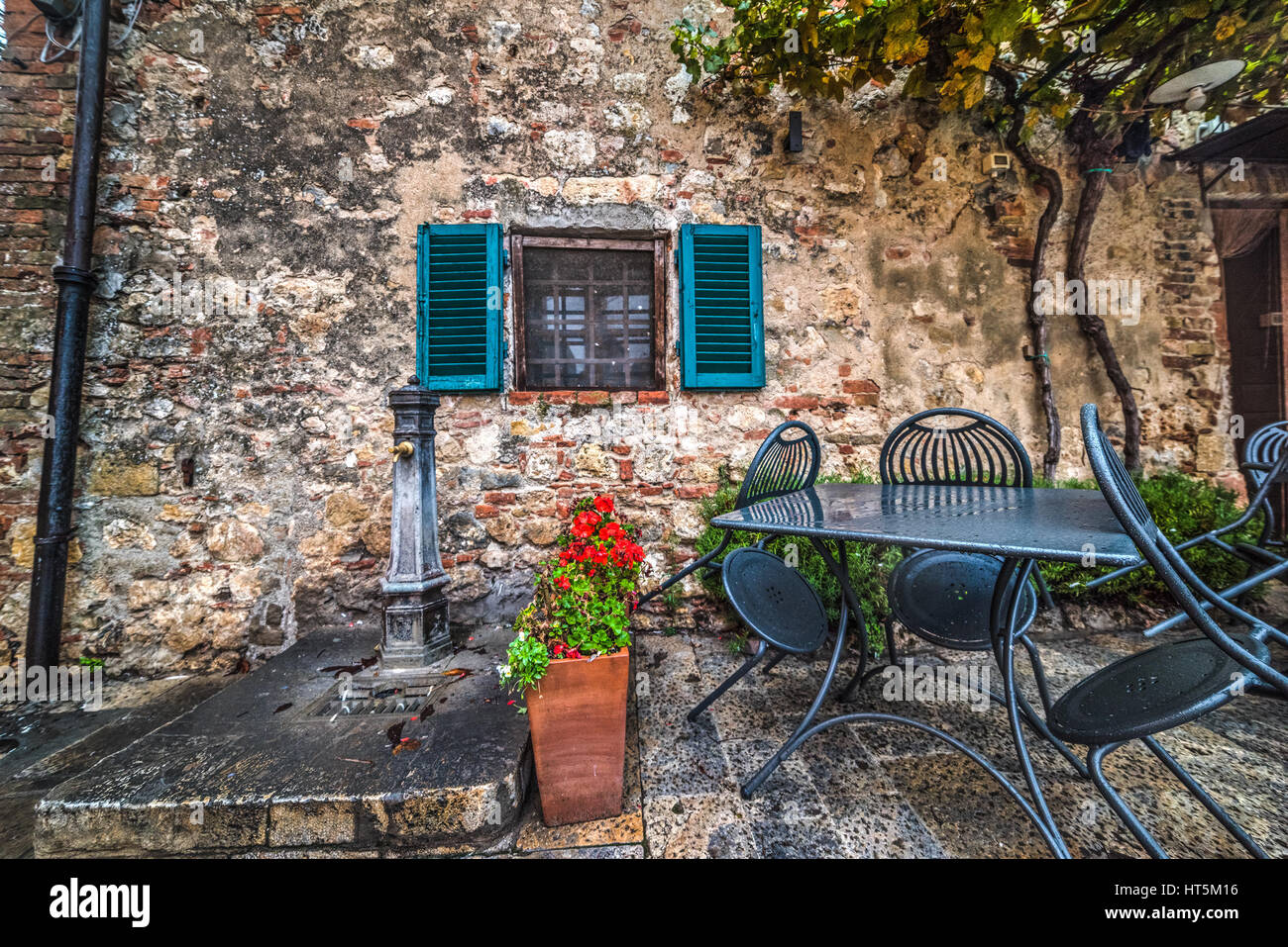 rustic corner in Monteriggioni, Italy Stock Photo - Alamy