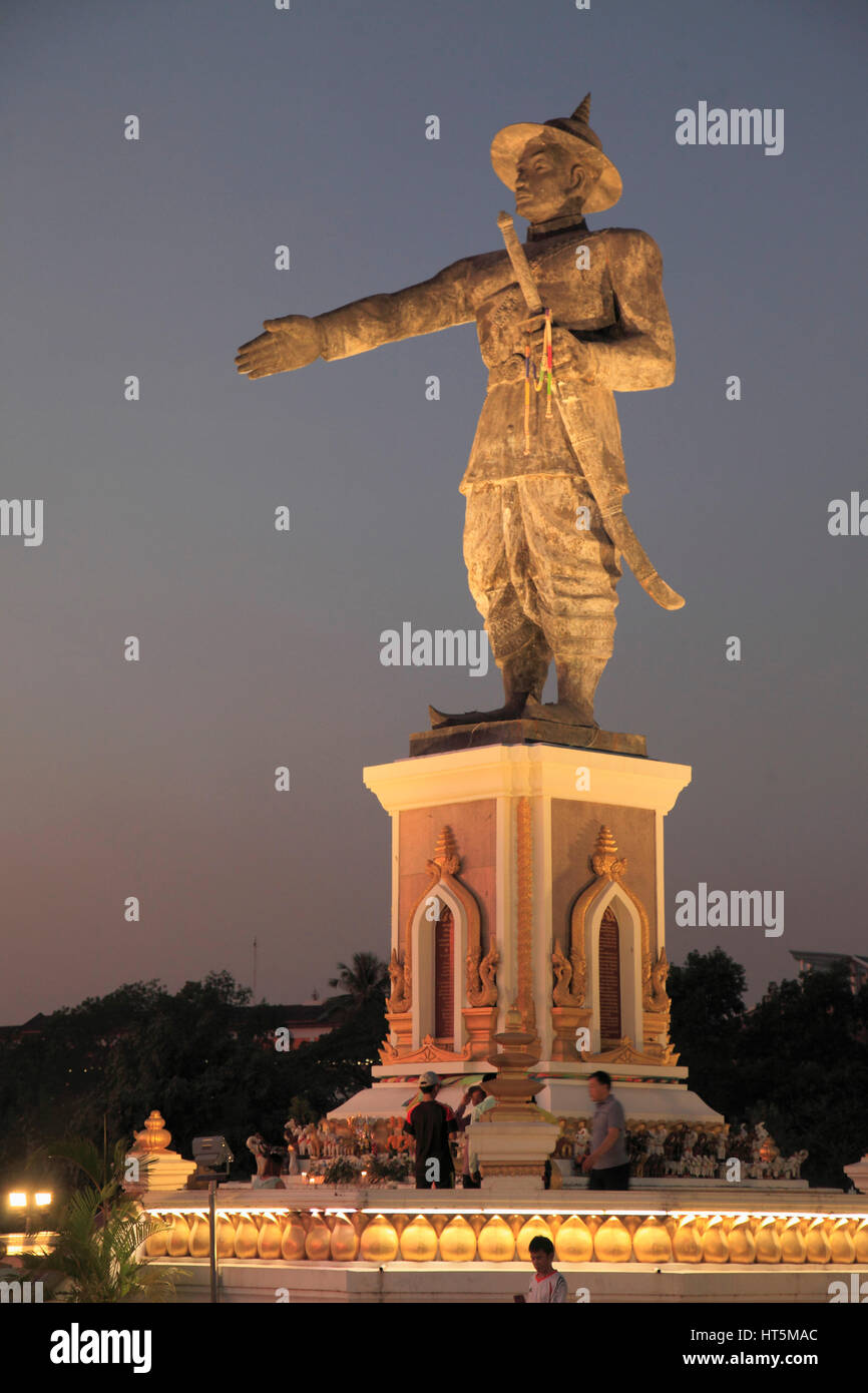 Statue king anouvong chao hi-res stock photography and images - Alamy