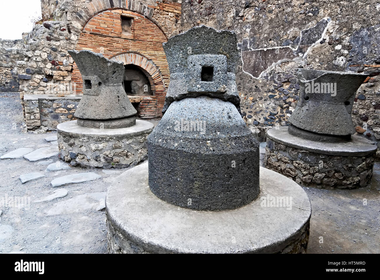 Roman bread pompeii' hi-res stock photography and images - Alamy