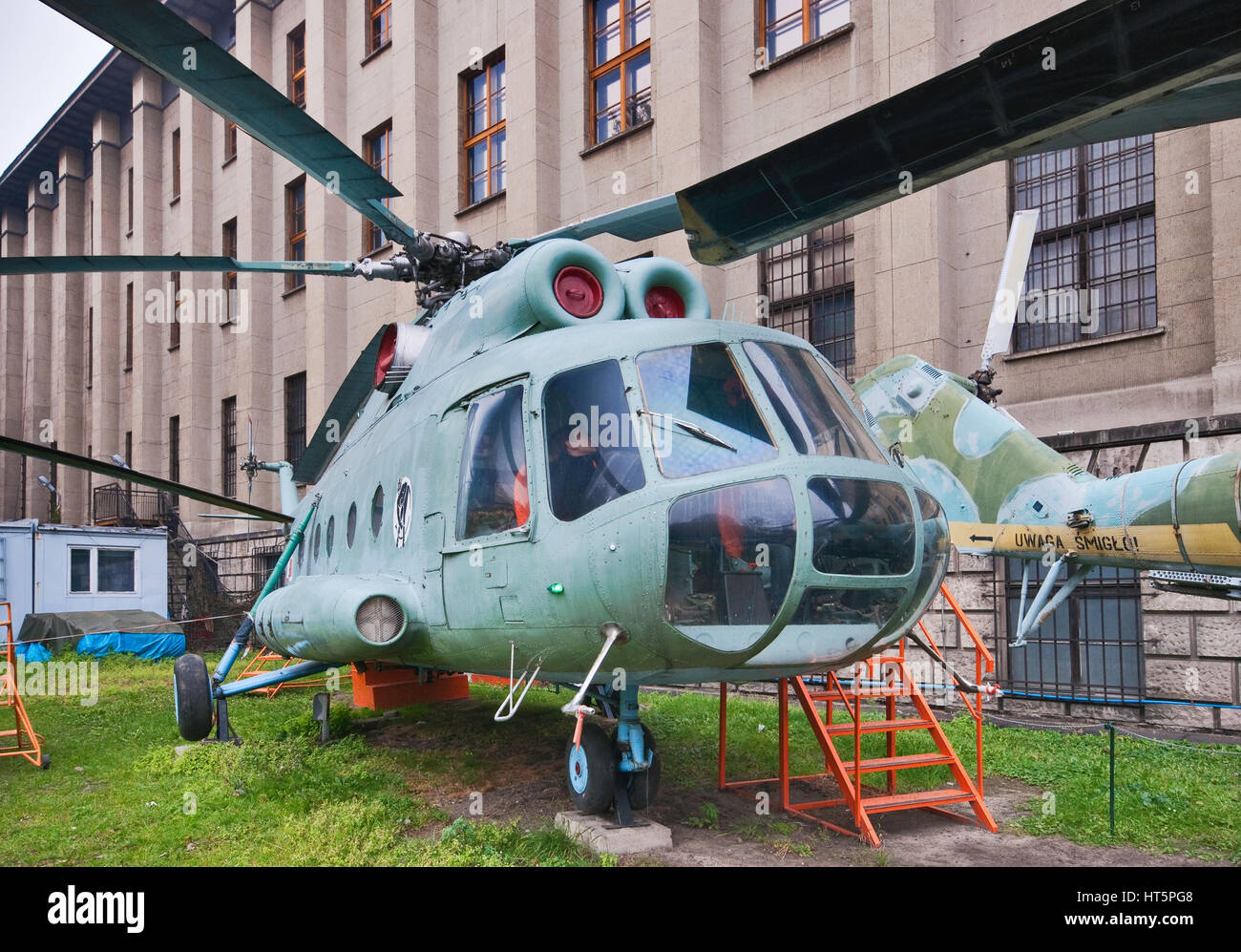 Mil Mi-8T, Soviet medium twin-turbine assault transport helicopter ...