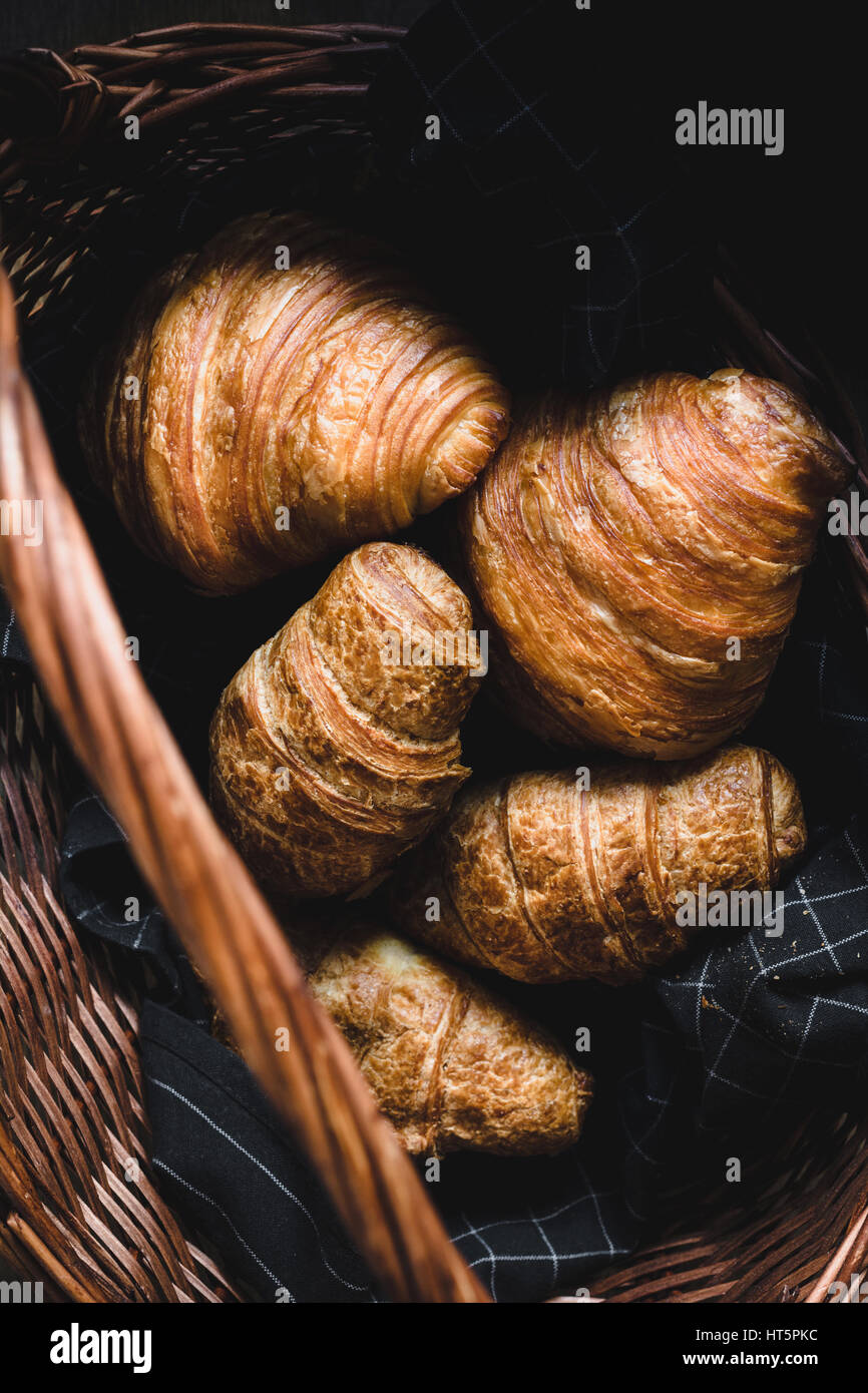 Golden brown croissants hi-res stock photography and images - Alamy