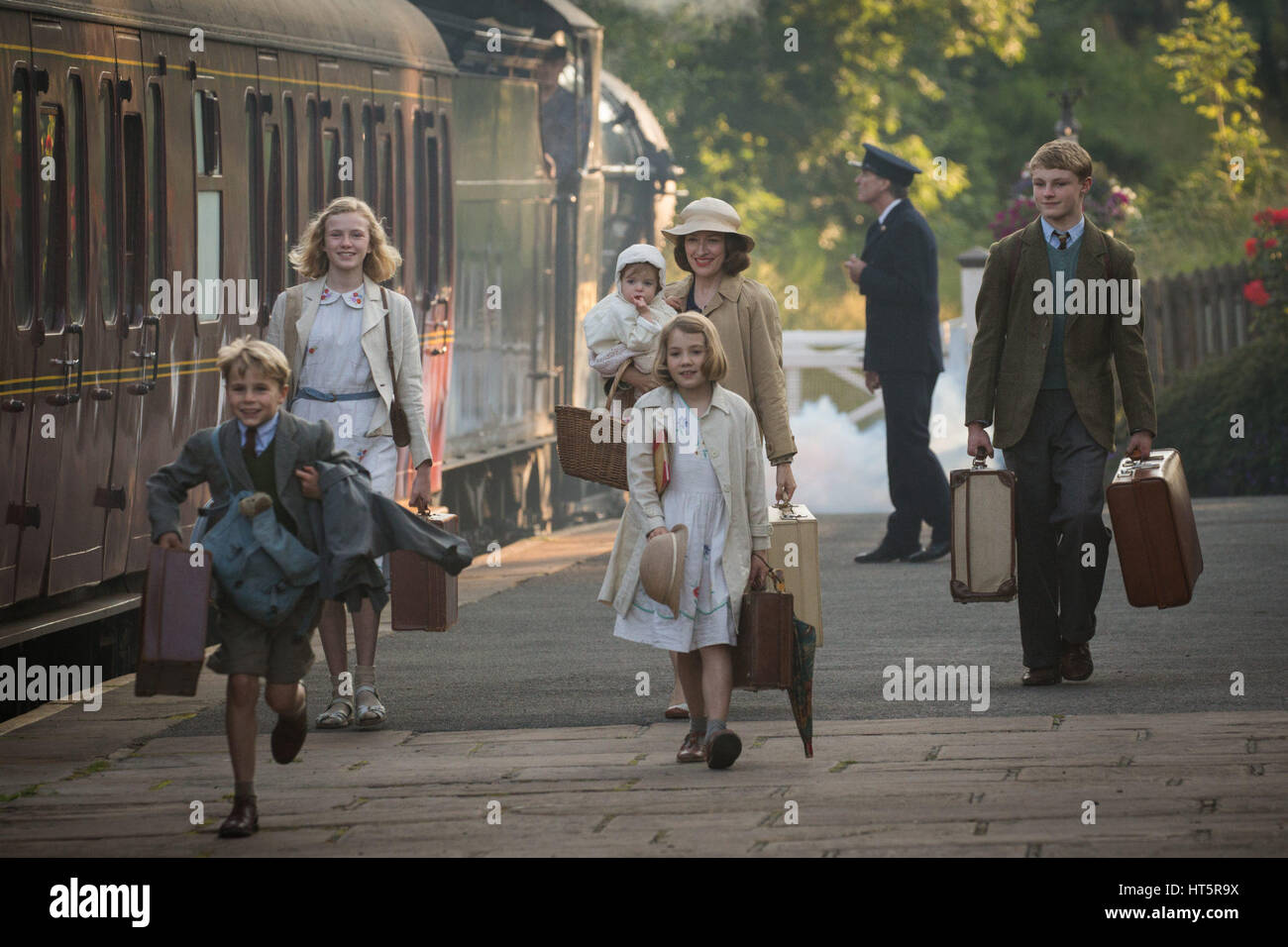 SWALLOWS AND AMAZONS, from left, Bobby McCulloch, Orla Hill, Teddie ...