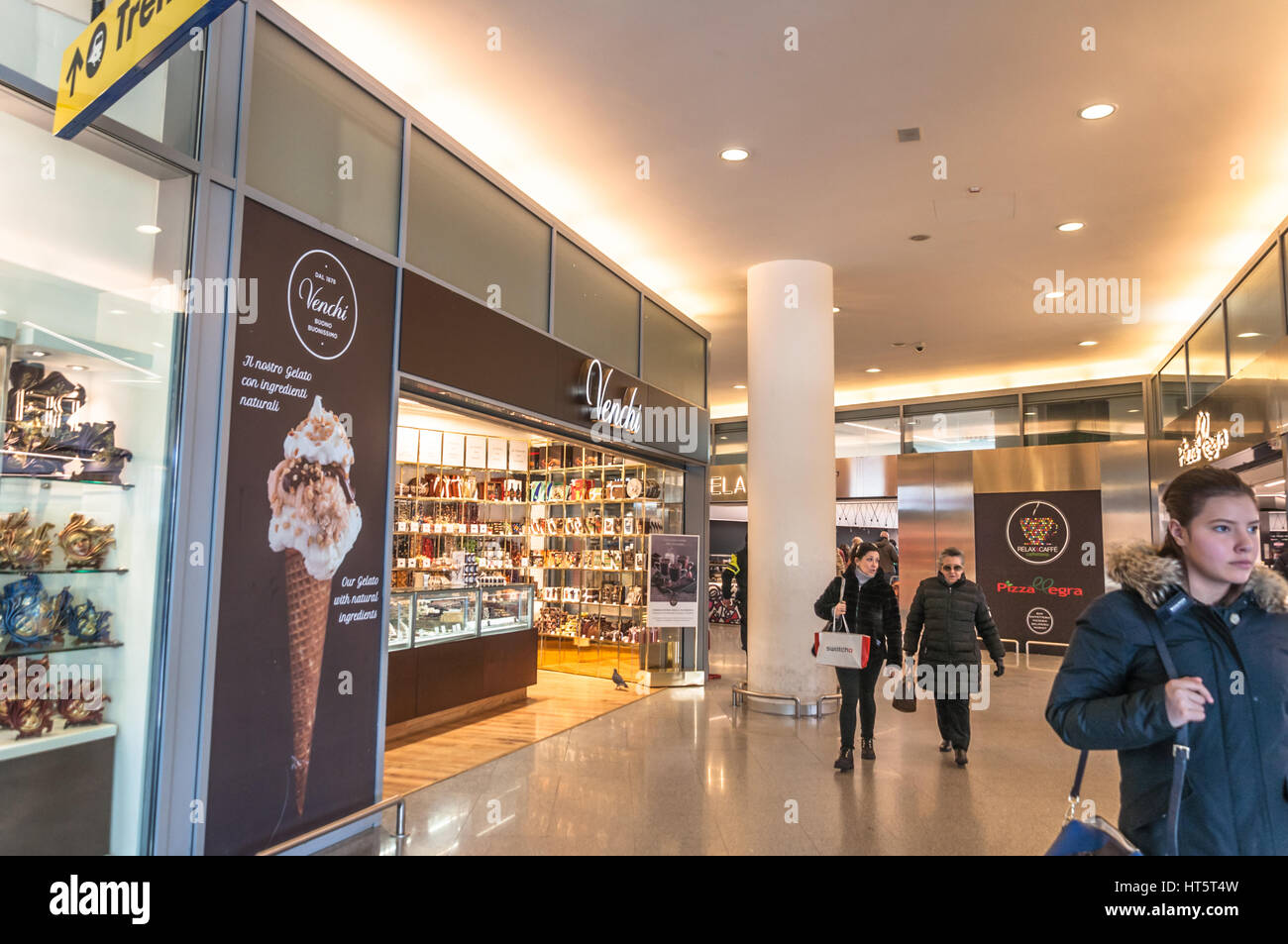 Venchi italian chocolate hi-res stock photography and images - Alamy