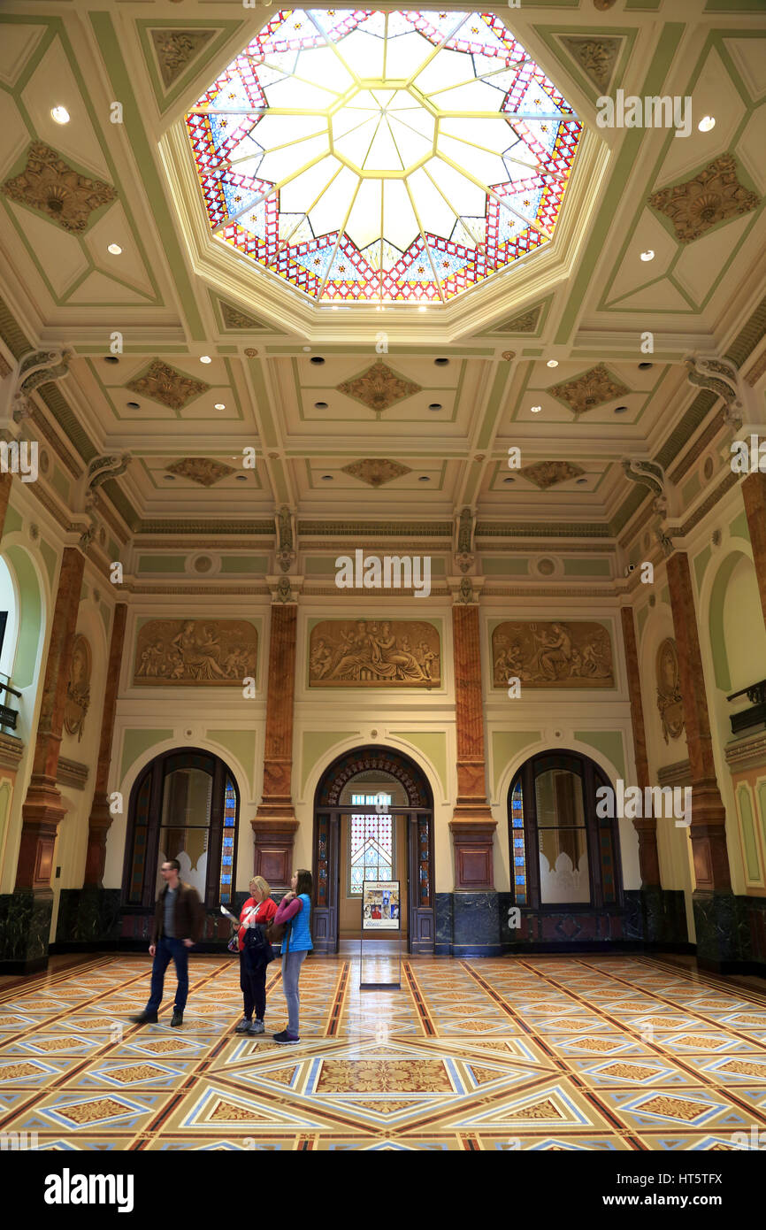 Interior view of the Great Hall of National Portrait Gallery in ...