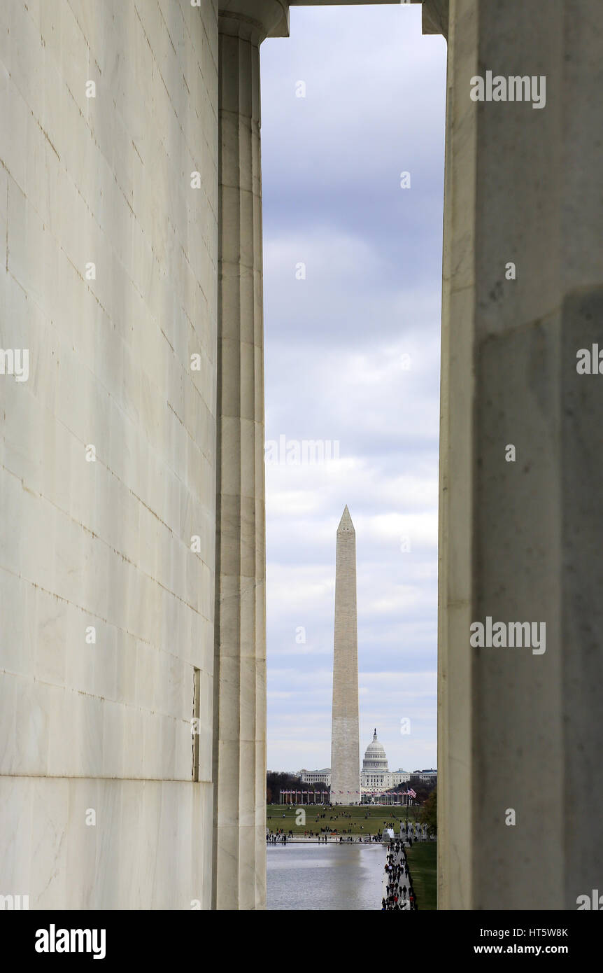 Washington monument from lincoln memorial hi-res stock photography and ...