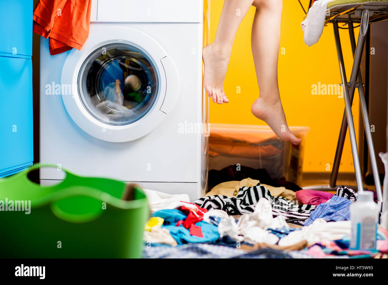 Washing machine close up legs hi-res stock photography and images - Alamy