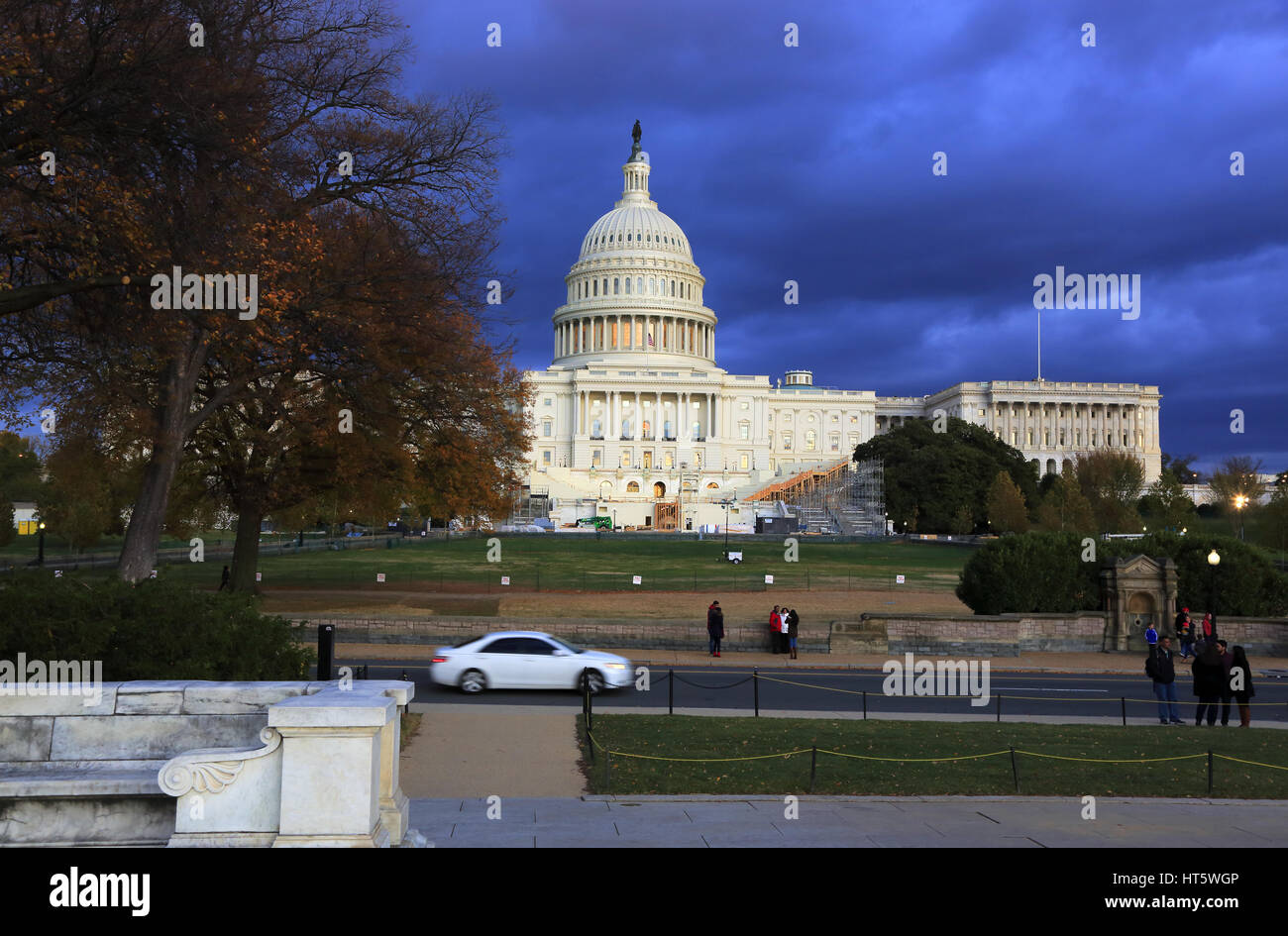 Time of d hi-res stock photography and images - Alamy