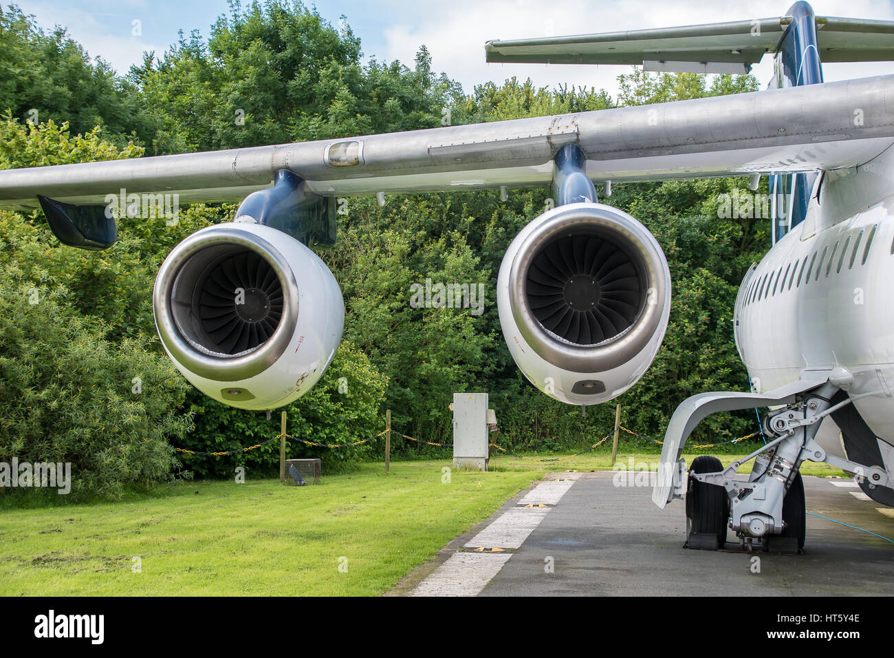 Jet engine mounted on a wing Stock Photo - Alamy