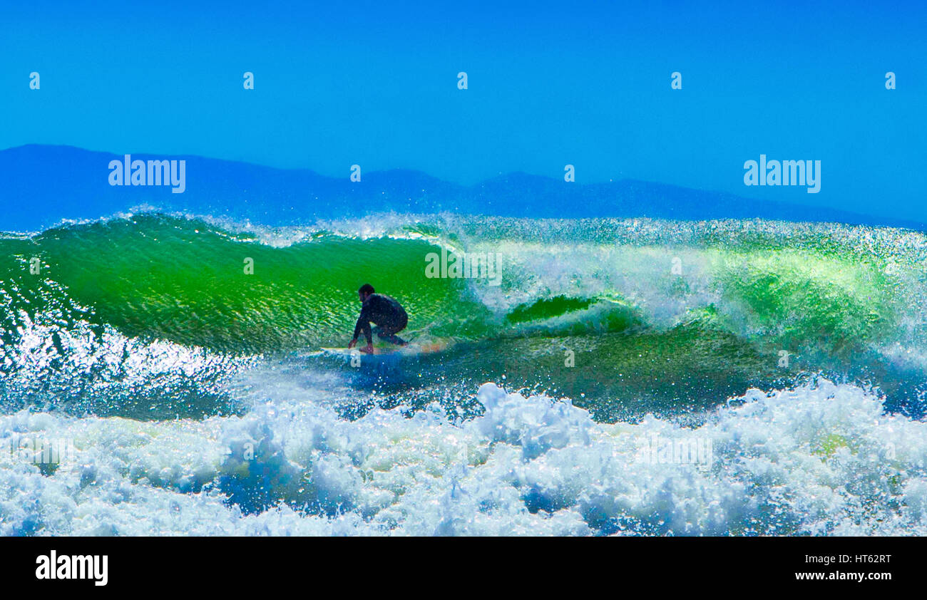 Emerald wave hi-res stock photography and images - Alamy