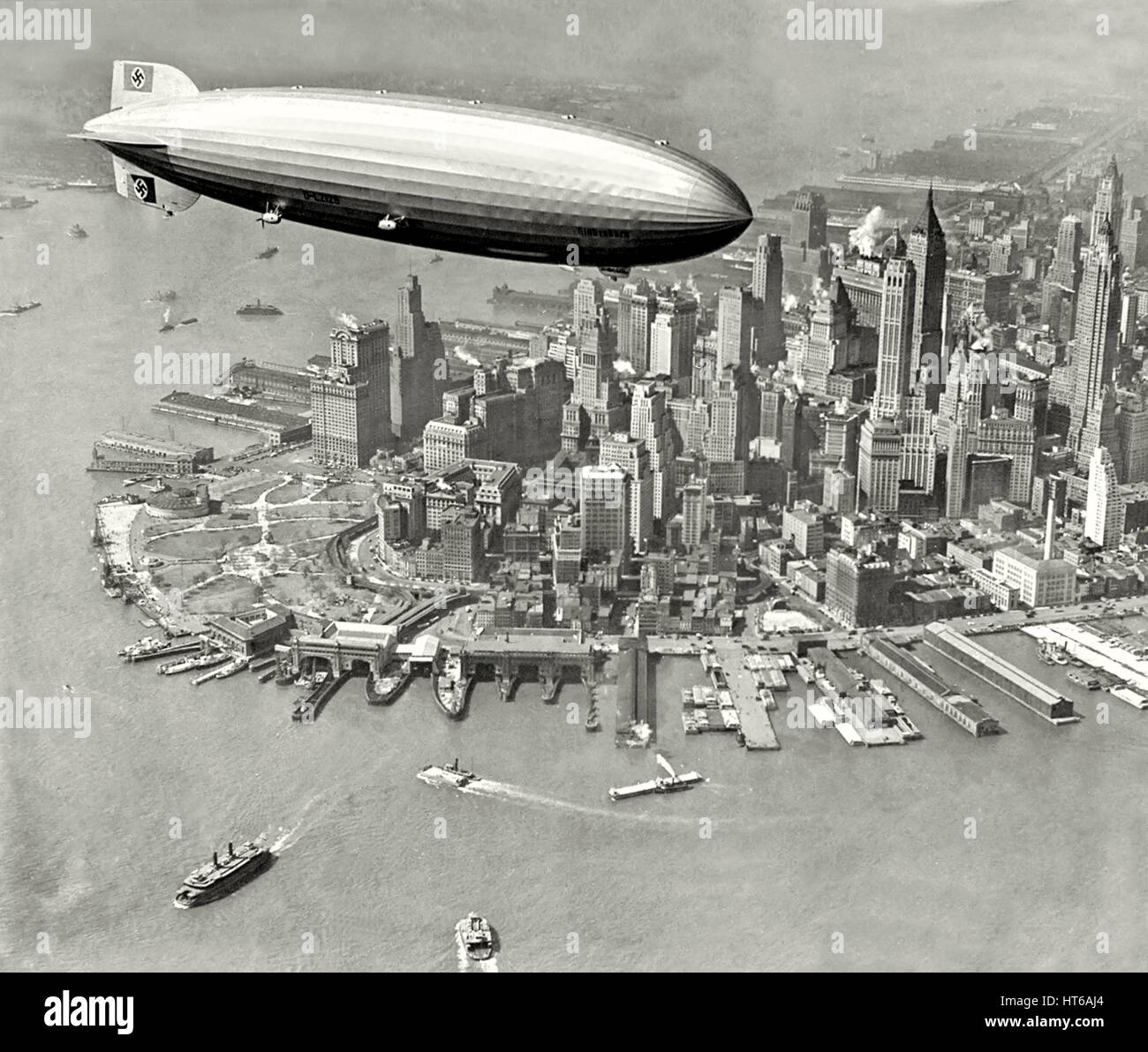 LZ 129 Hindenburg Zepplin registration number D-LZ 129 airship over ...