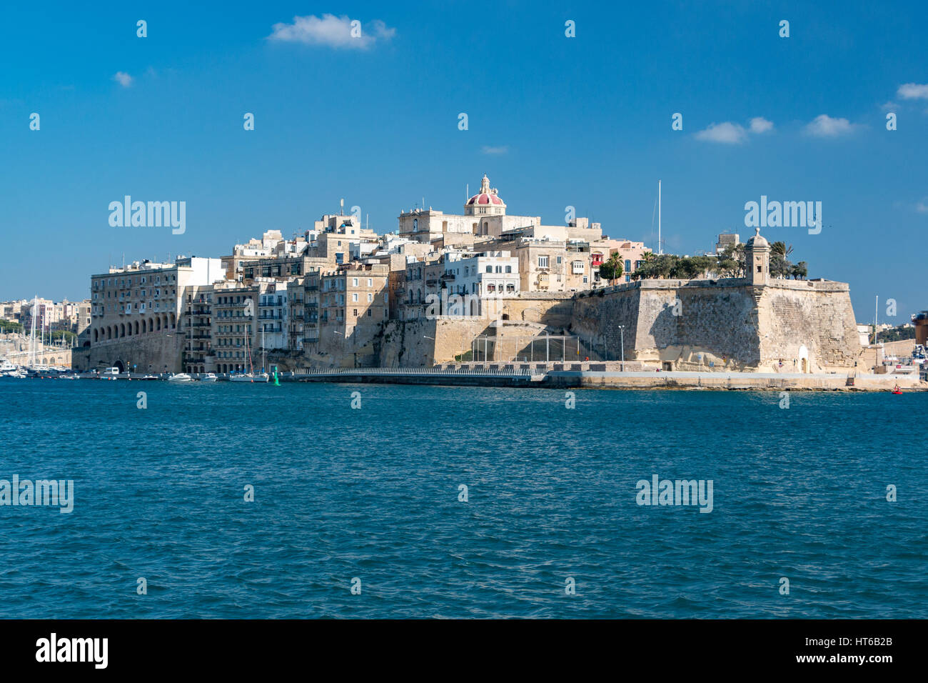 Senglea overlooking the Grand Harbour in Malta Stock Photo - Alamy