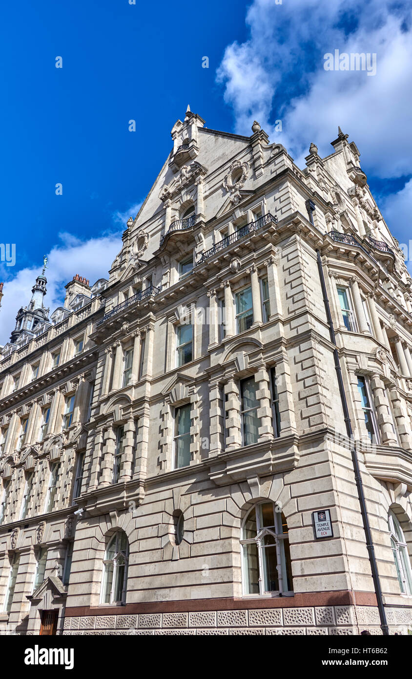 Inner Temple and Middle Temple. The core of the district lies in the ...