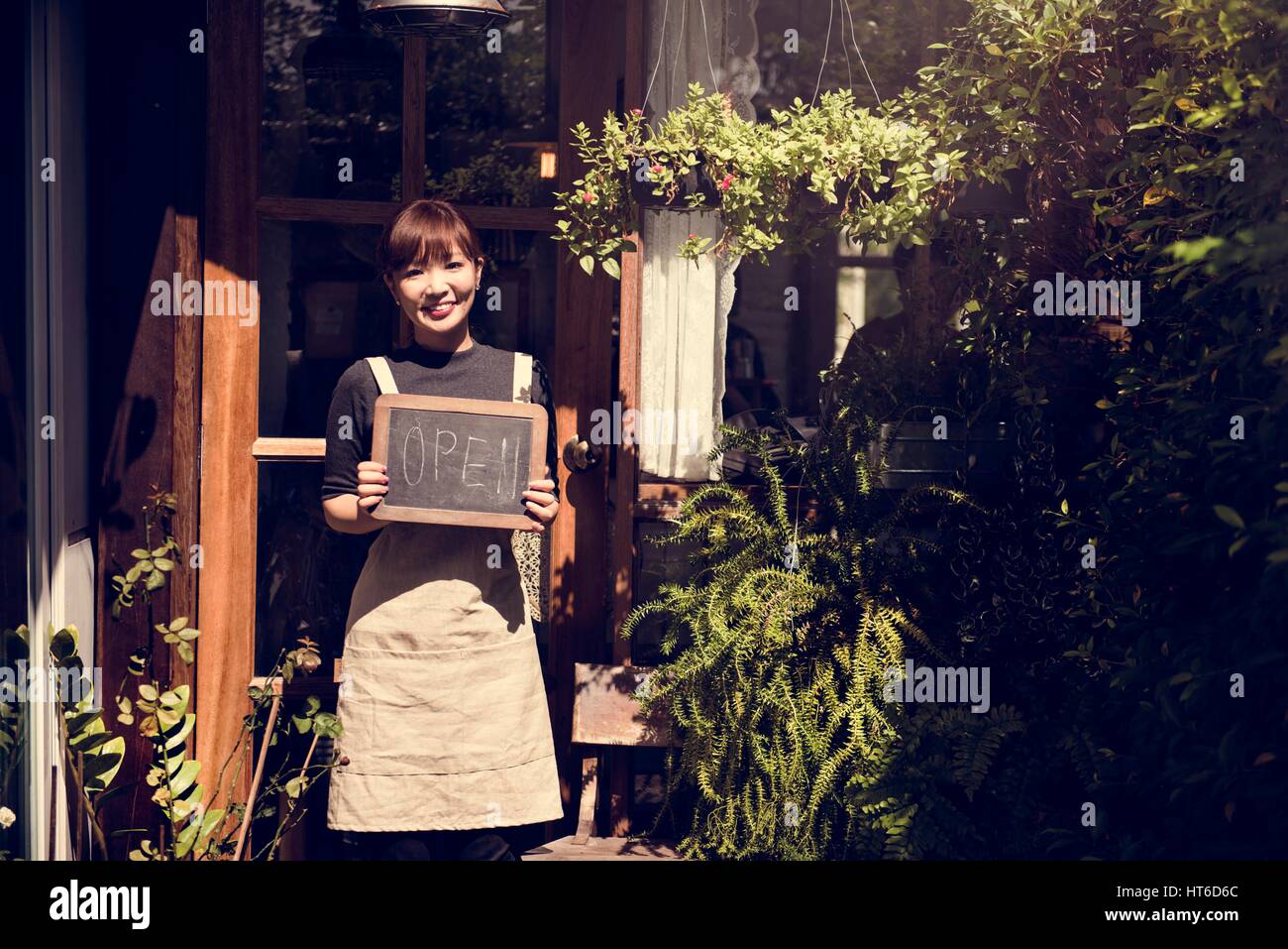 Cafe Open Shop Retail Welcome Notice Retail Front Stock Photo - Alamy