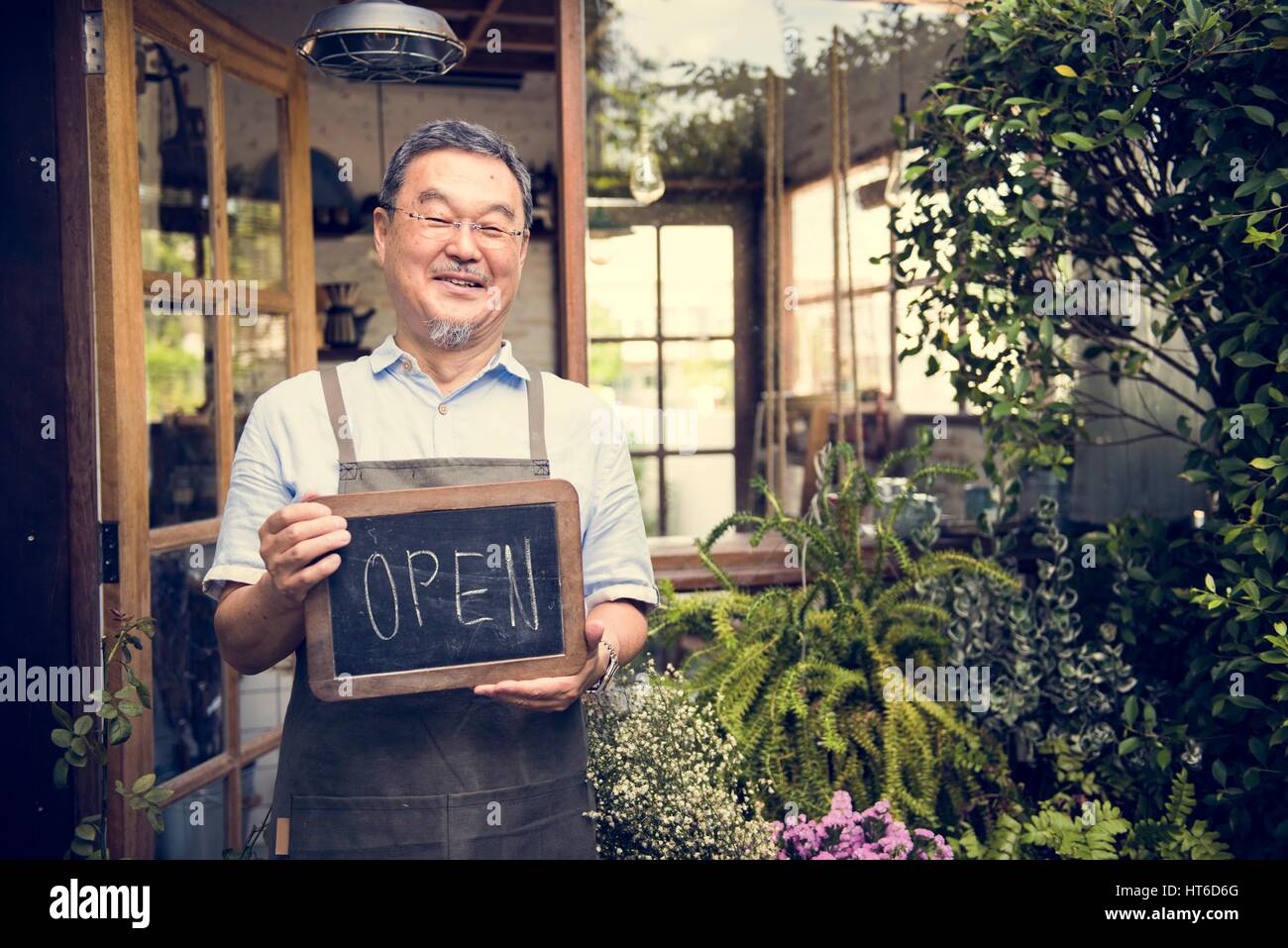Cafe Open Shop Retail Welcome Notice Retail Front Stock Photo - Alamy