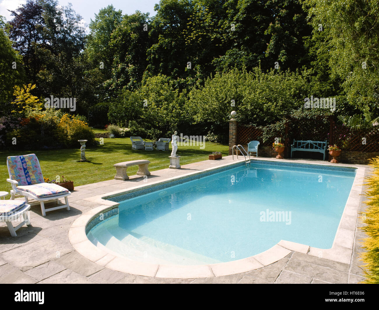Outdoor swimming pool Stock Photo - Alamy