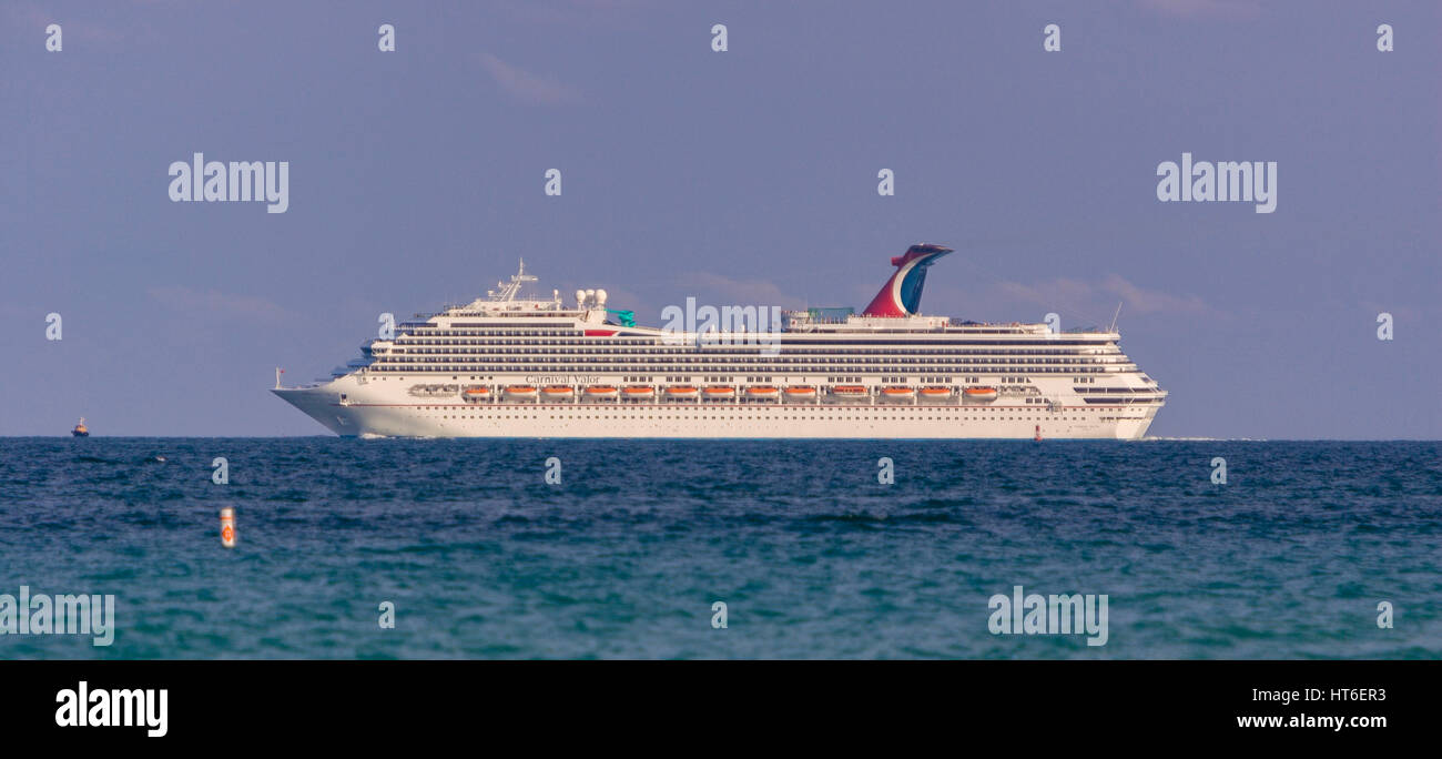 Valor hi-res stock photography and images - Alamy