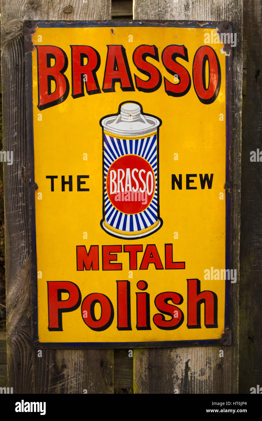 Brasso polish metal sign hi-res stock photography and images - Alamy