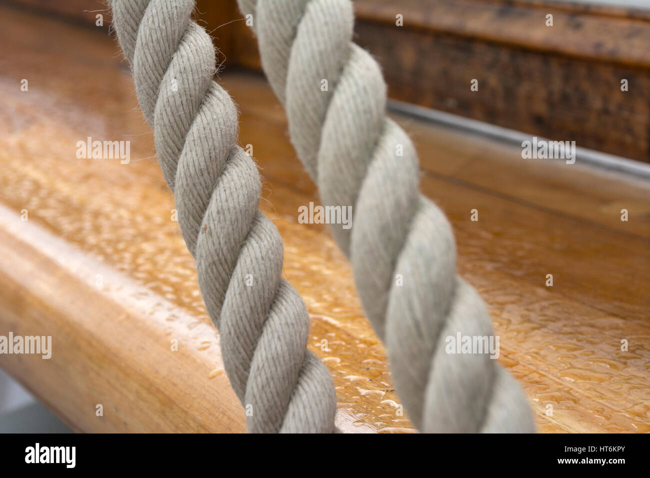 Naval rope hi-res stock photography and images - Alamy