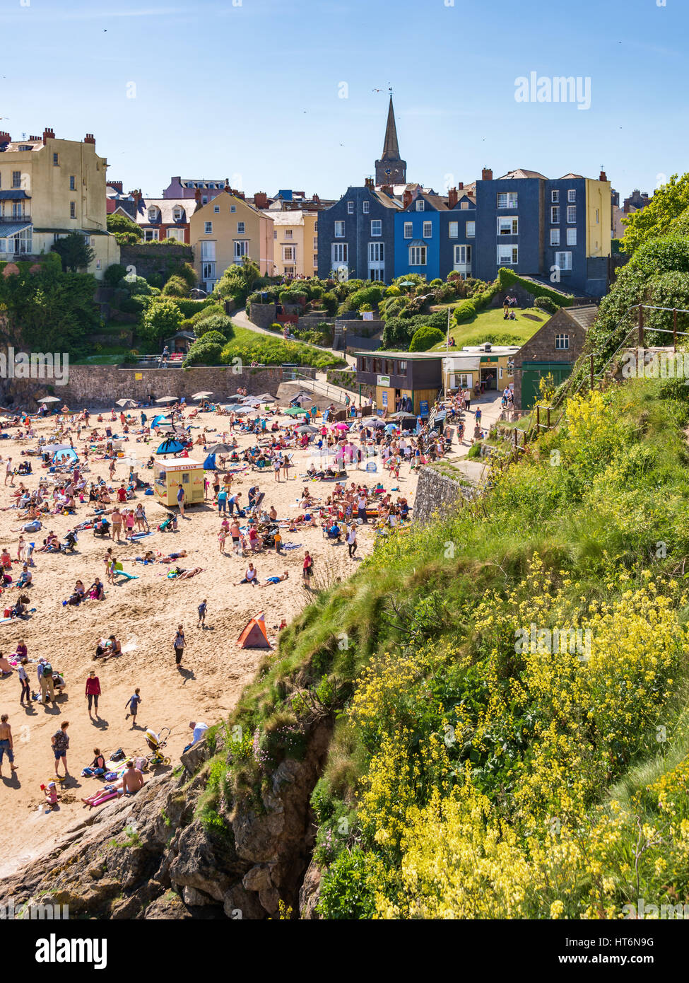 Tenby wales hi-res stock photography and images - Alamy