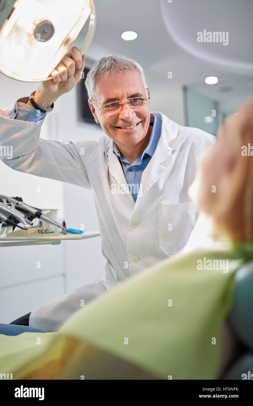 Senior patient in dental hi-res stock photography and images - Alamy
