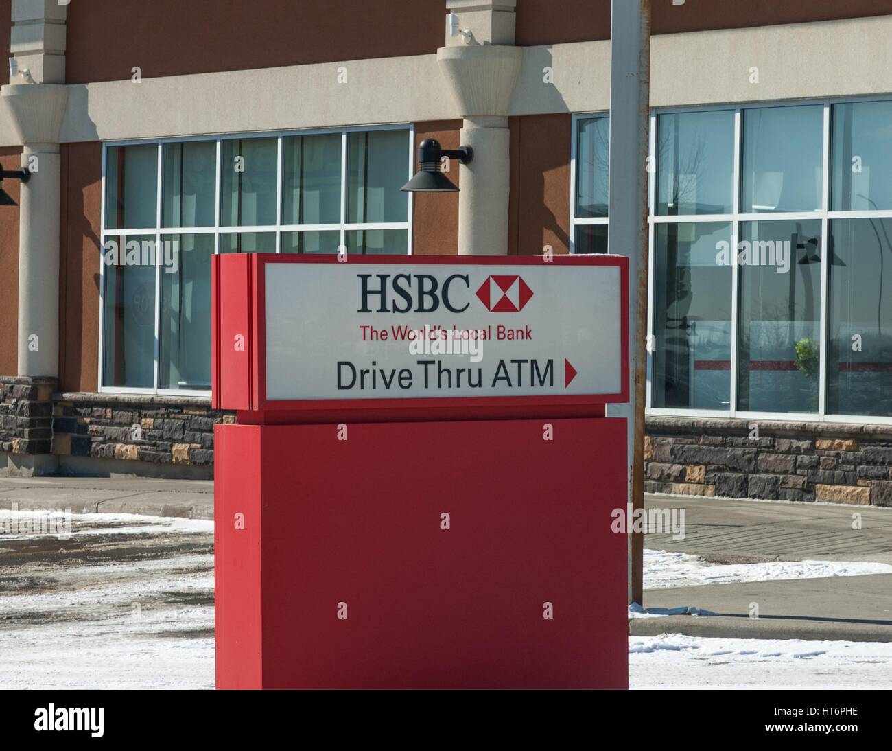 Hsbc bank cheque hi-res stock photography and images - Alamy