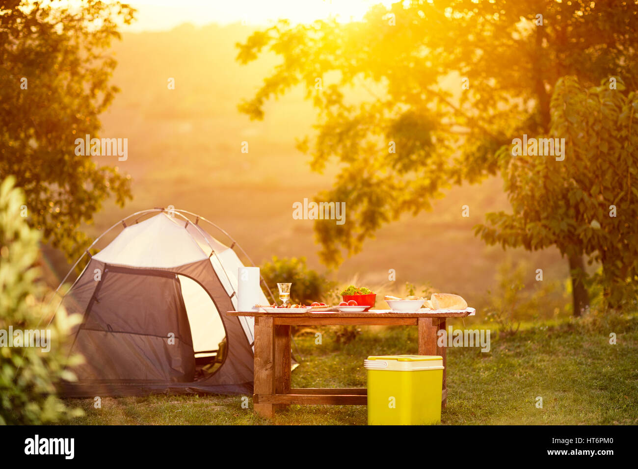camping family table on vacation Stock Photo - Alamy